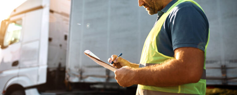 Qu'est-ce qu'un exploitant transport ? Définition, métier, TMS